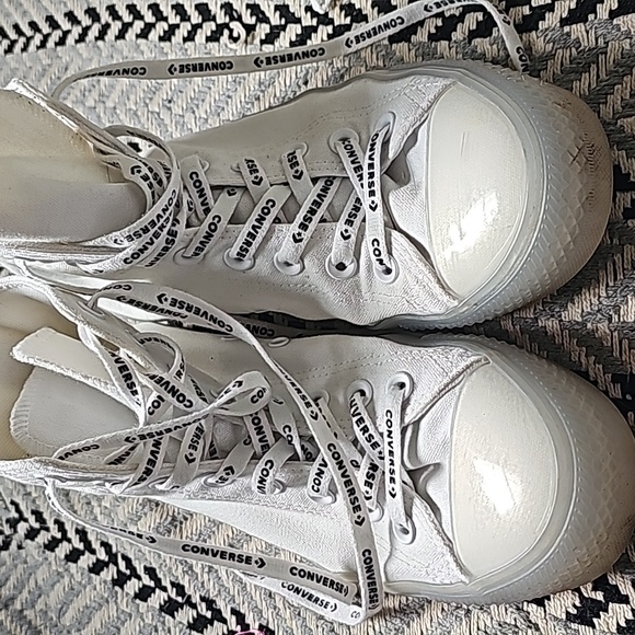 Converse | Shoes | Limited Edition White Converse | Poshmark
